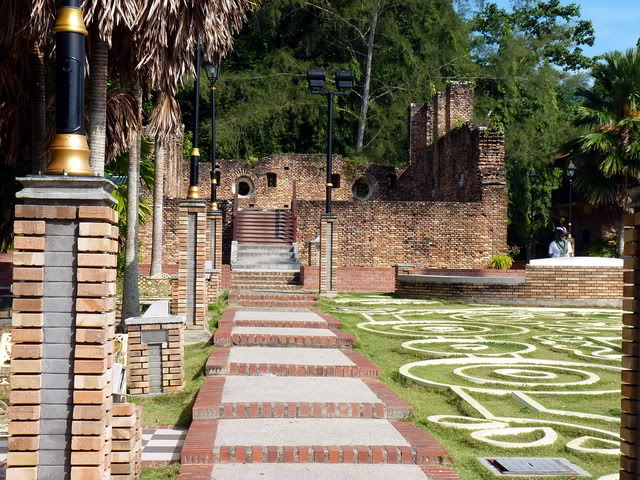 My Perak (Perak Historical Crew): Sejarah Dinding II : Pengaruh Kuasa Asing