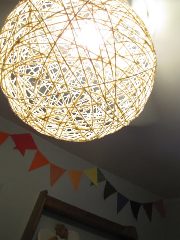 Imprintalish: DIY Yarn Light