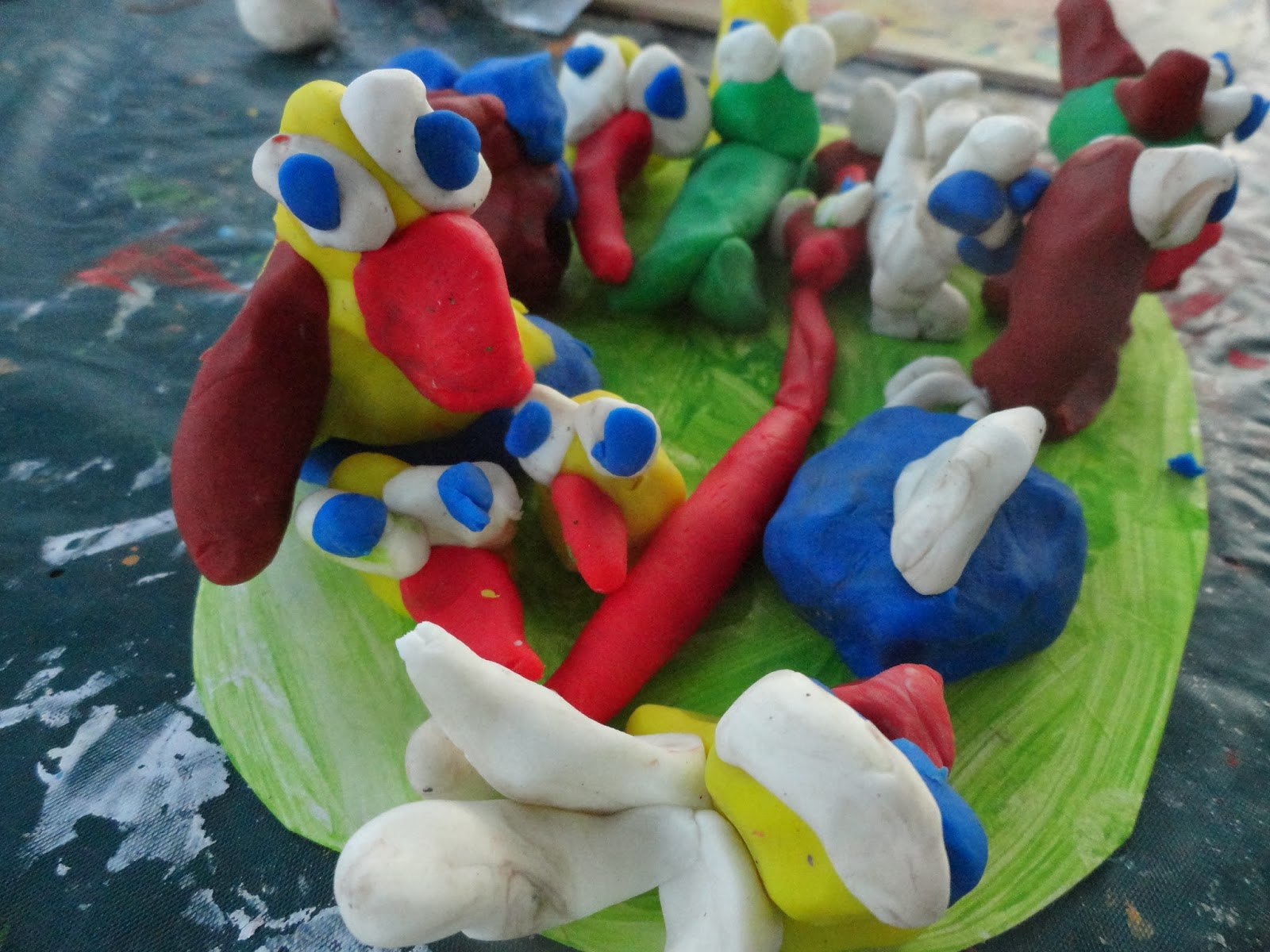 TALLER DE ARTE PARA NIÑOS: Trabajos con plastilina