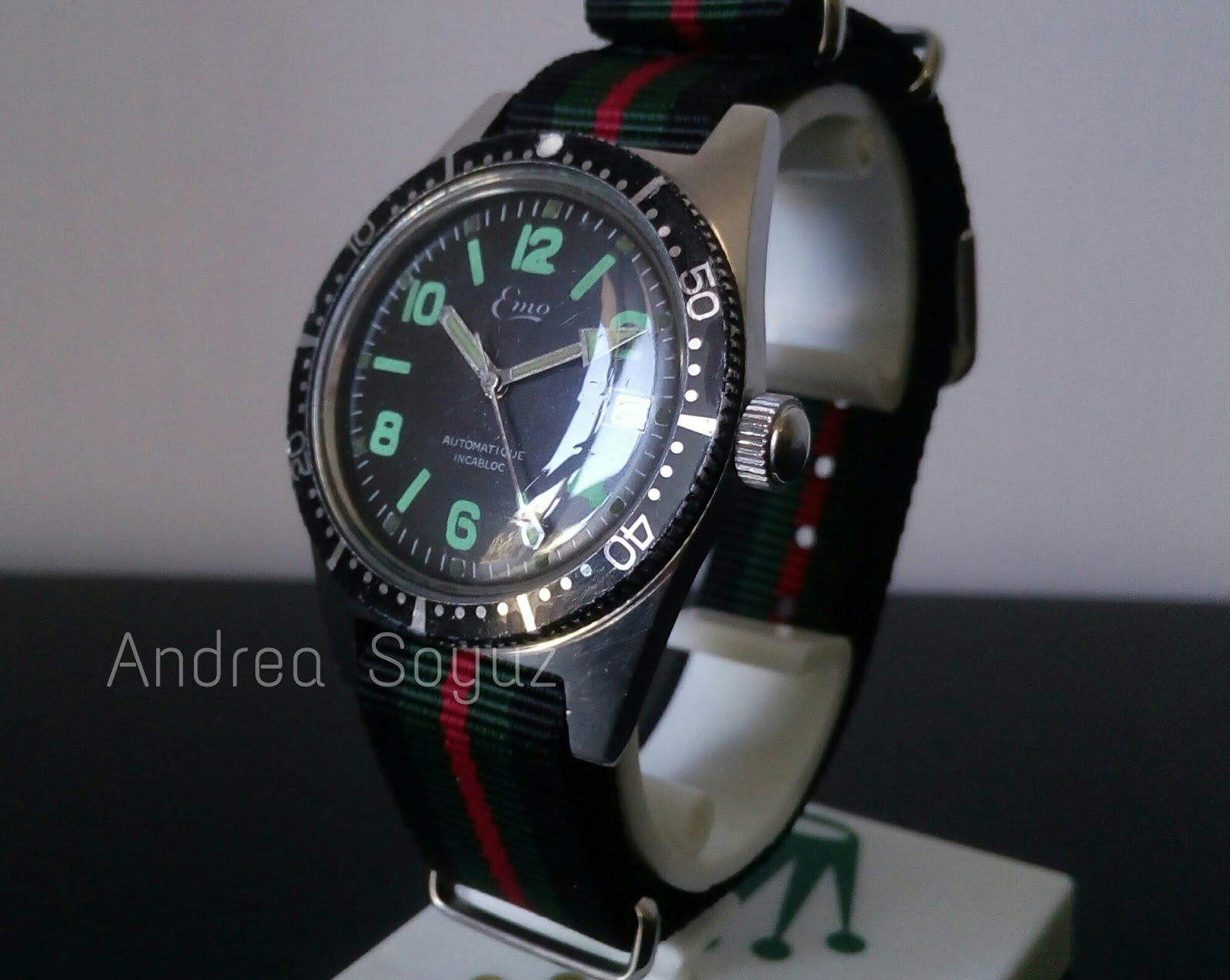 Storie di Orologi Vintage: Vintage Diver Emo Watch Co. (Enicar) 20 ...