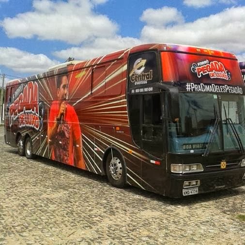 Alguns Onibus De Bandas Part.01 - ..::POP NEWS FORRO::..