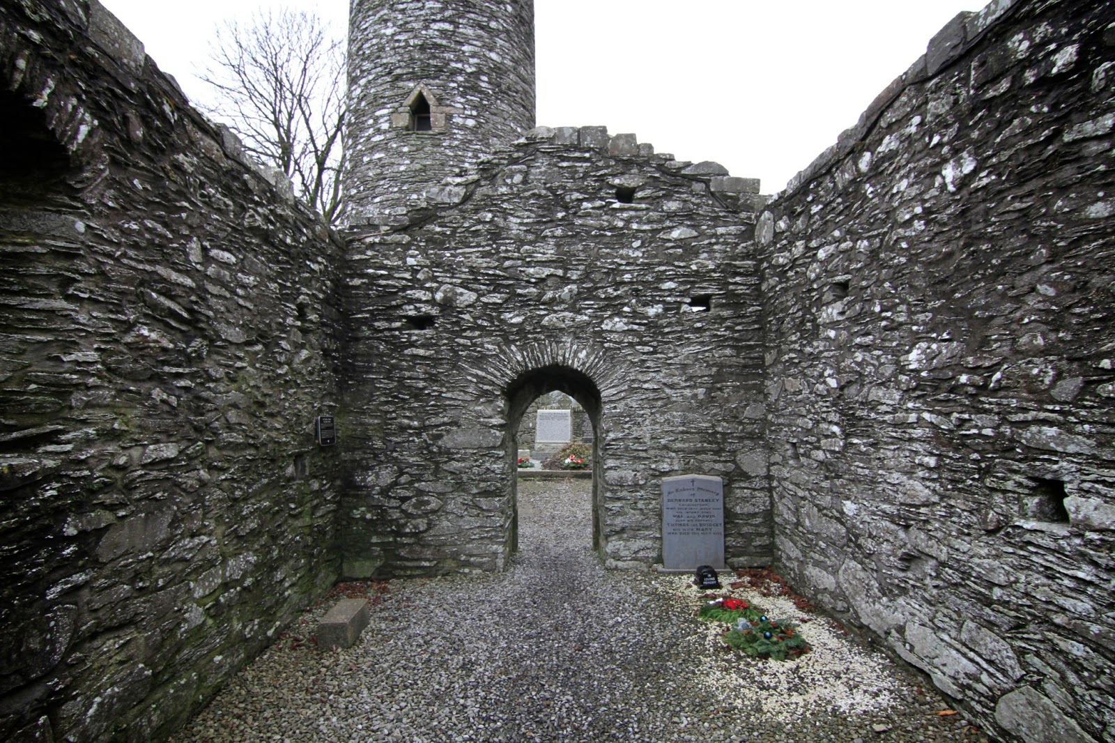 Scholireland: Monastic Ireland: Glendalough & Monasterboice