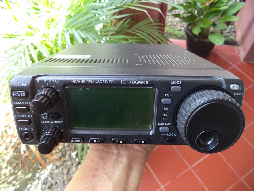 MEDAN RADIO: Icom IC-706MK2 (terjual)
