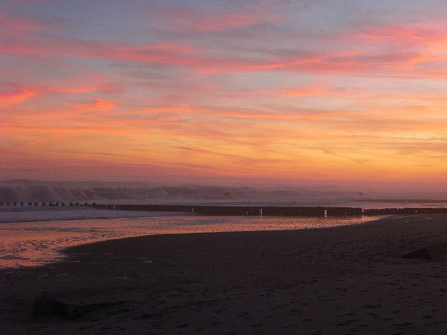 urbanretreatist: Day Tripping: Fort Tilden Beach