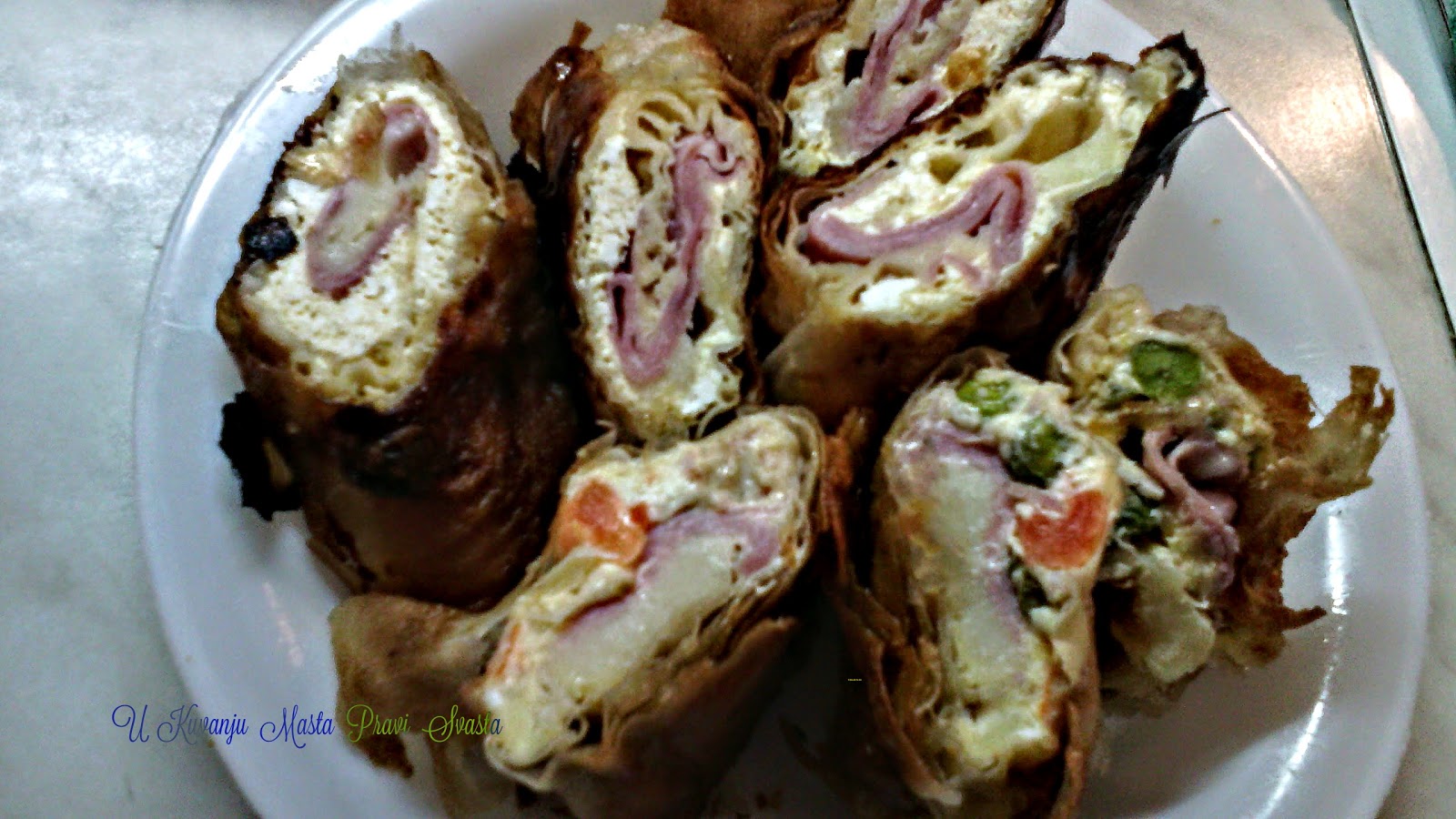 U kuvanju masta pravi svasta: SLANI PALACINCI SA RUSKOM SALATOM I ...