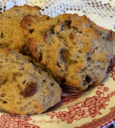 Brenda @ It's A Beautiful Life: In The Kitchen: Mincemeat Cookies