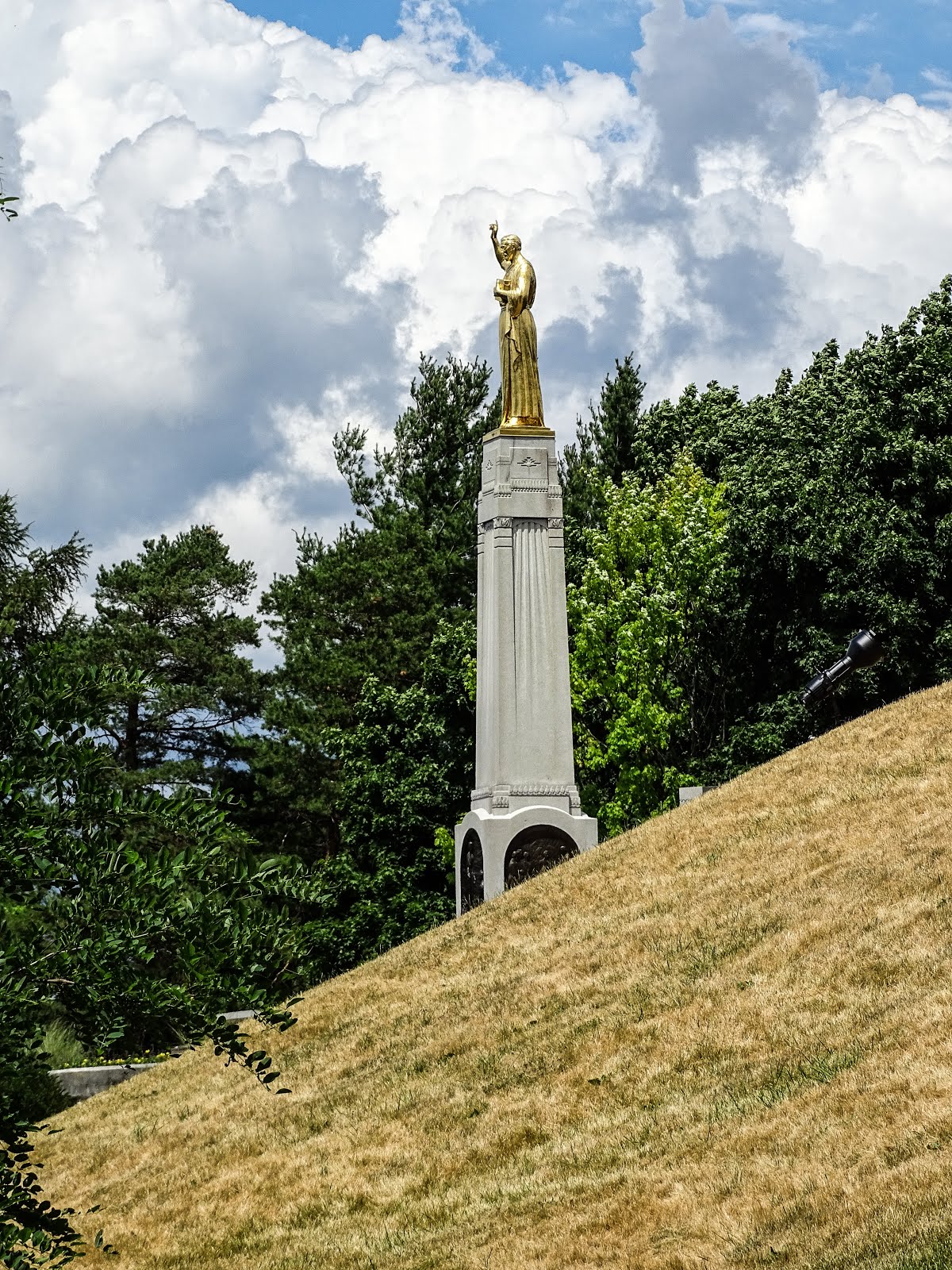 Walking Arizona: The Hill Cumorah Monument