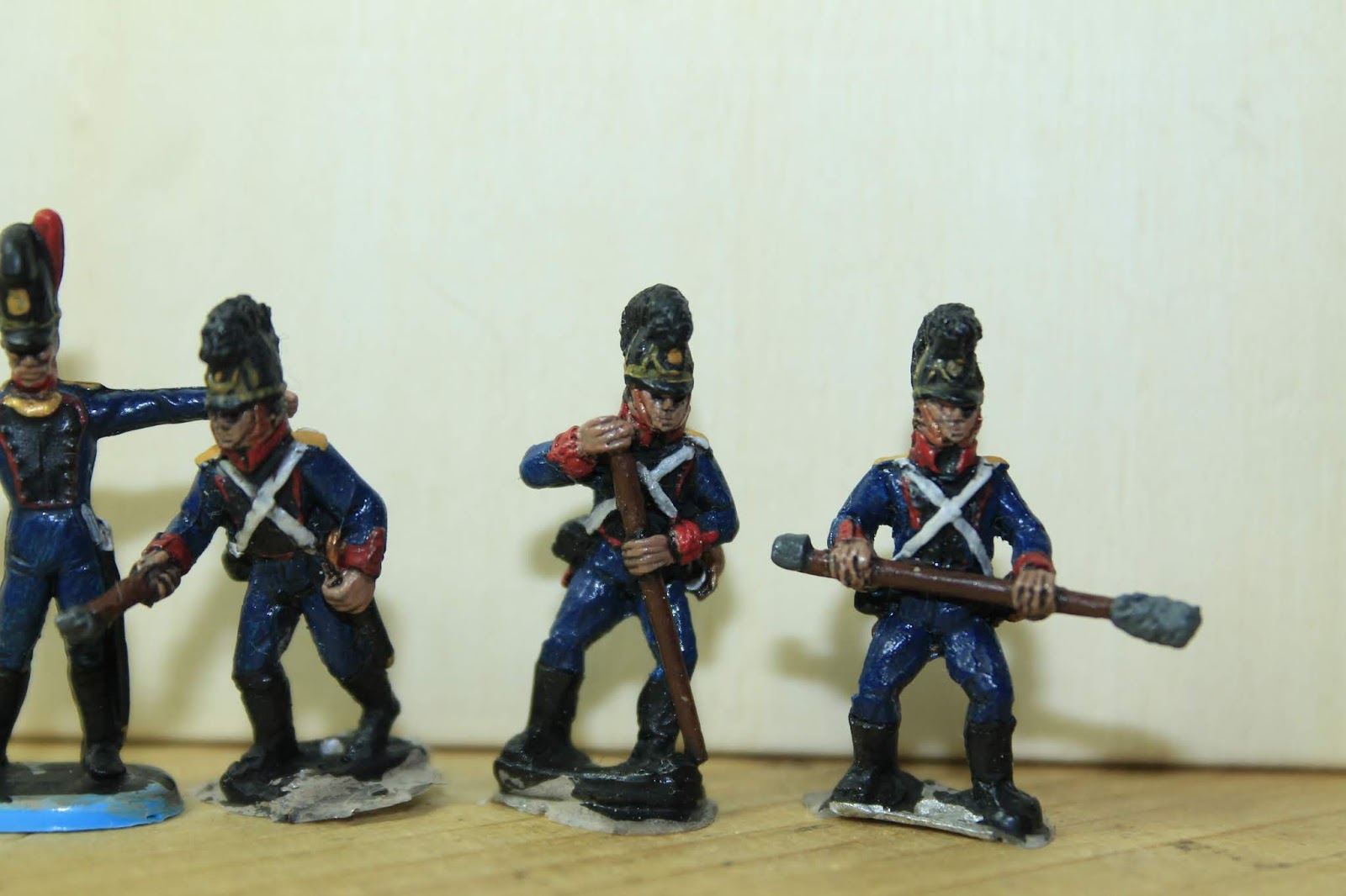 Tom's Miniatures in 1/72: HÄT 1/72 / Newline Designs 20 mm