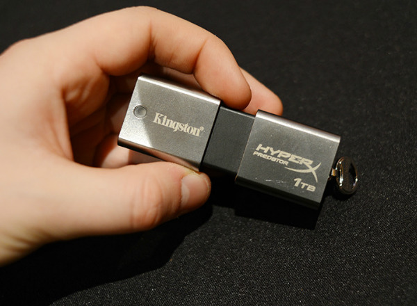 World's First Kingston 1TB USB 3.0 Flash Drive | Spicytec