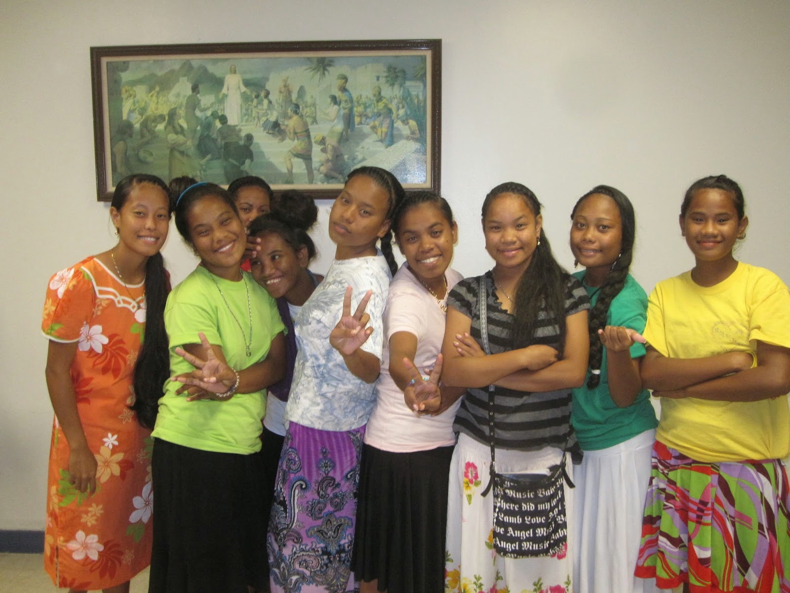 Snapshots of Mike and Lisa: The people of the Marshall Islands