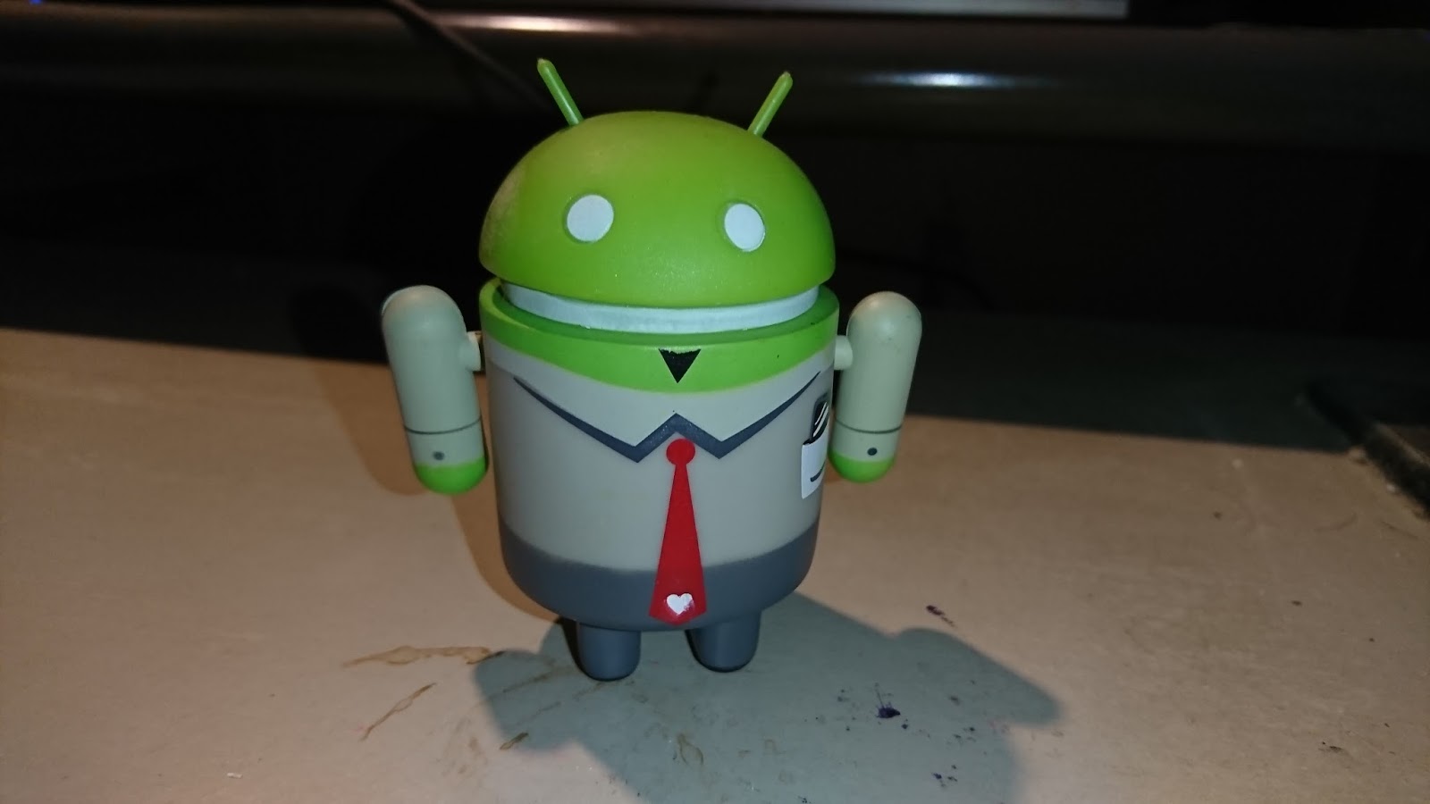 (Figure) Android