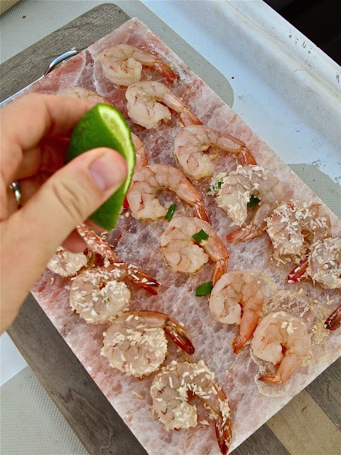 Charlesmopolitan : Shrimp on a Salt Block