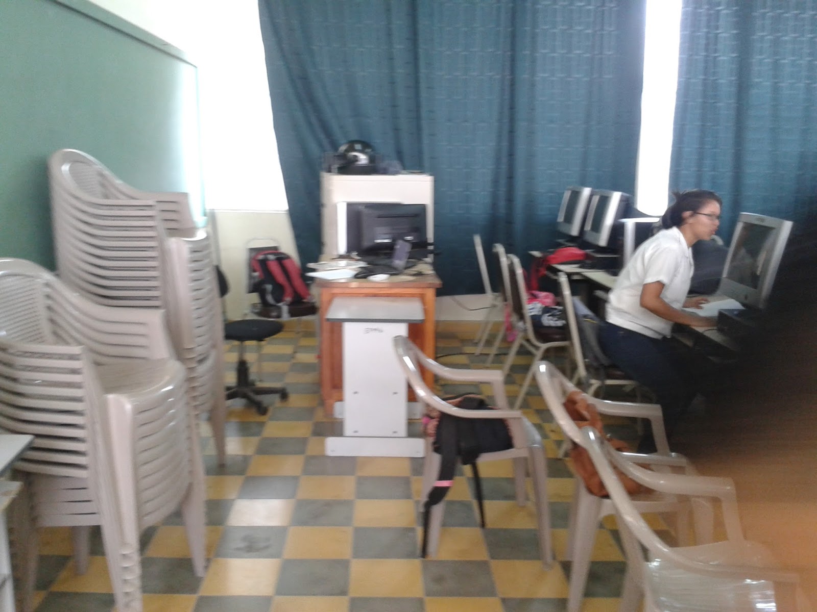 Laboratorio de Informatica del Hector V. Medina: Laboratorio de ...