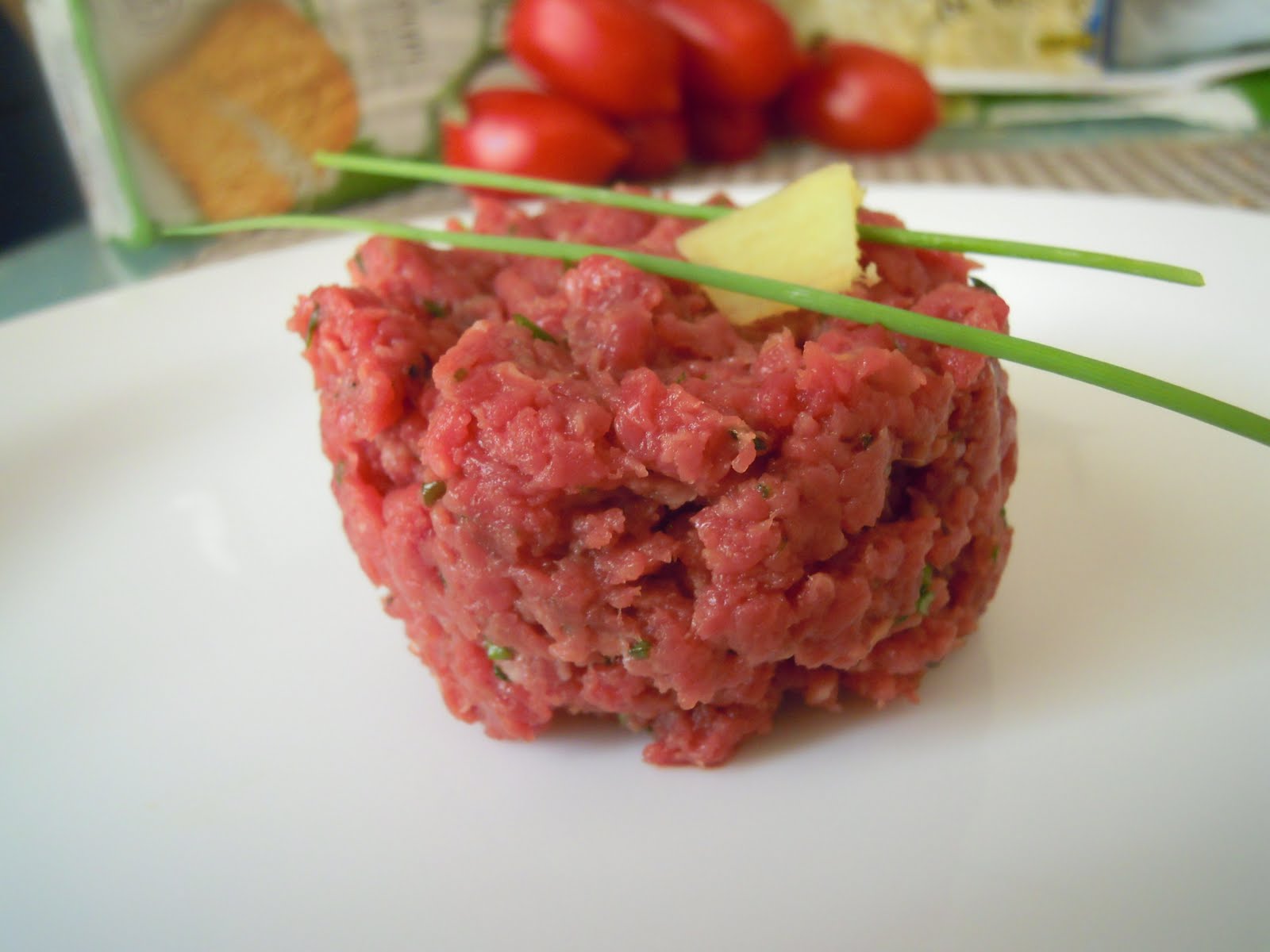 La mia vita tra la carne: Tartare di Manzo allo Zenzero ed Erba Cipollina