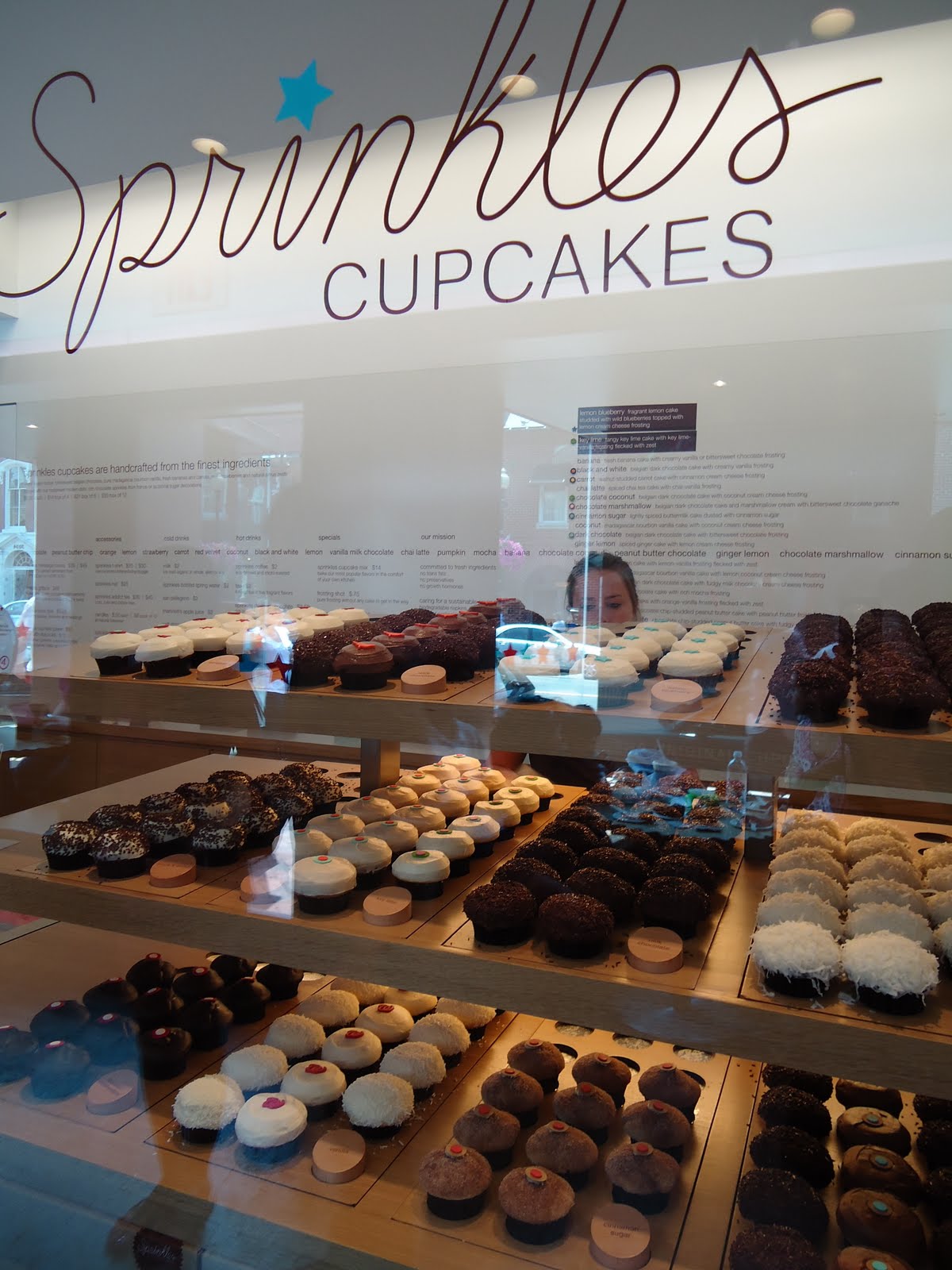 The Red Diary: Best Cupcake in DC