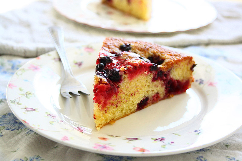collecting memories: Currant Cake