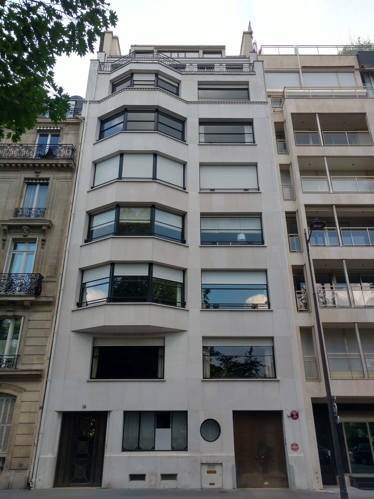 EntreVoir: Michel Roux-Spitz - 14, rue Guynemer