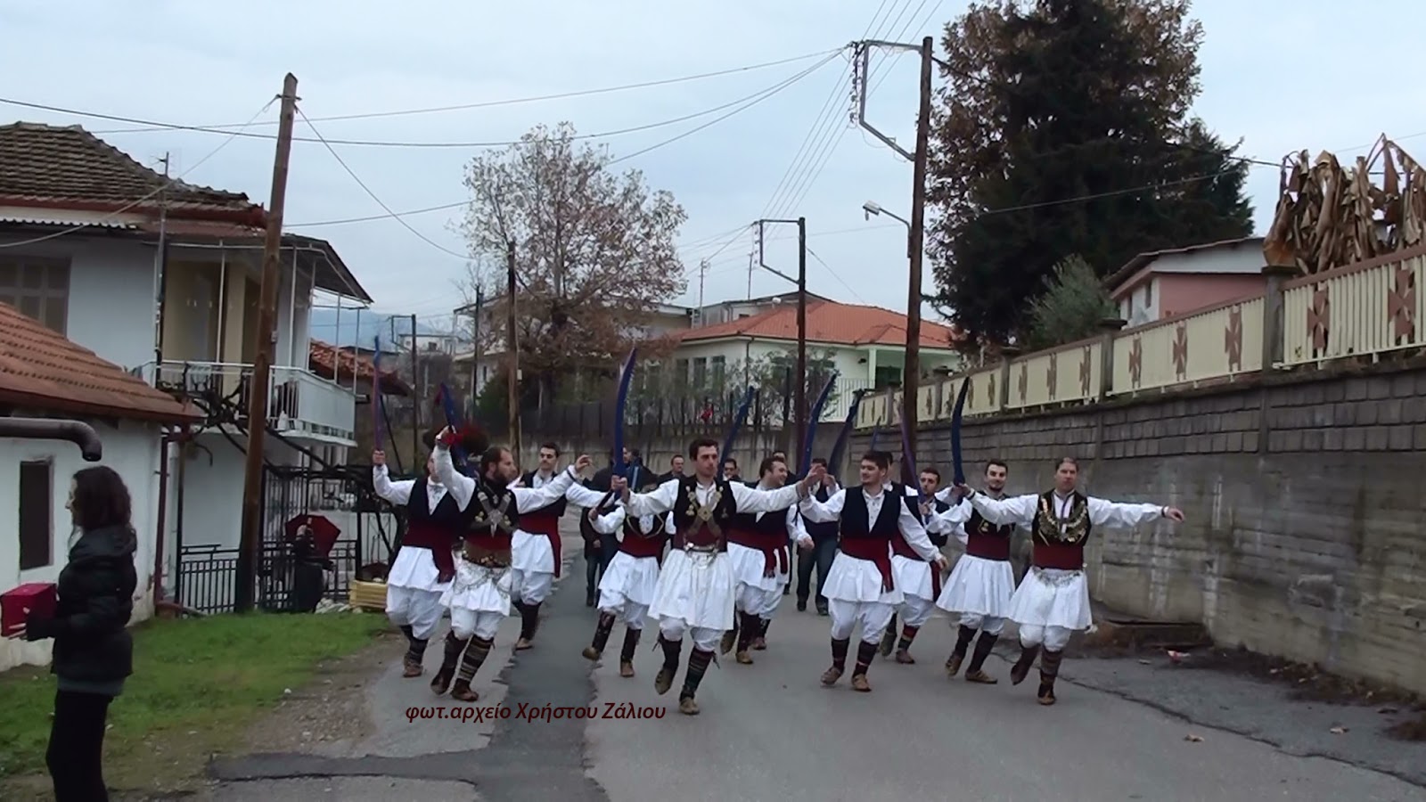 ΕΛΛΗΝΙΚΗ ΠΑΡΑΔΟΣΗ - ΜΑΚΕΔΟΝΙΑ: ΡΟΥΓΚΑΤΣΙΑ ΣΤΑ ΛΕΥΚΑΔΙΑ