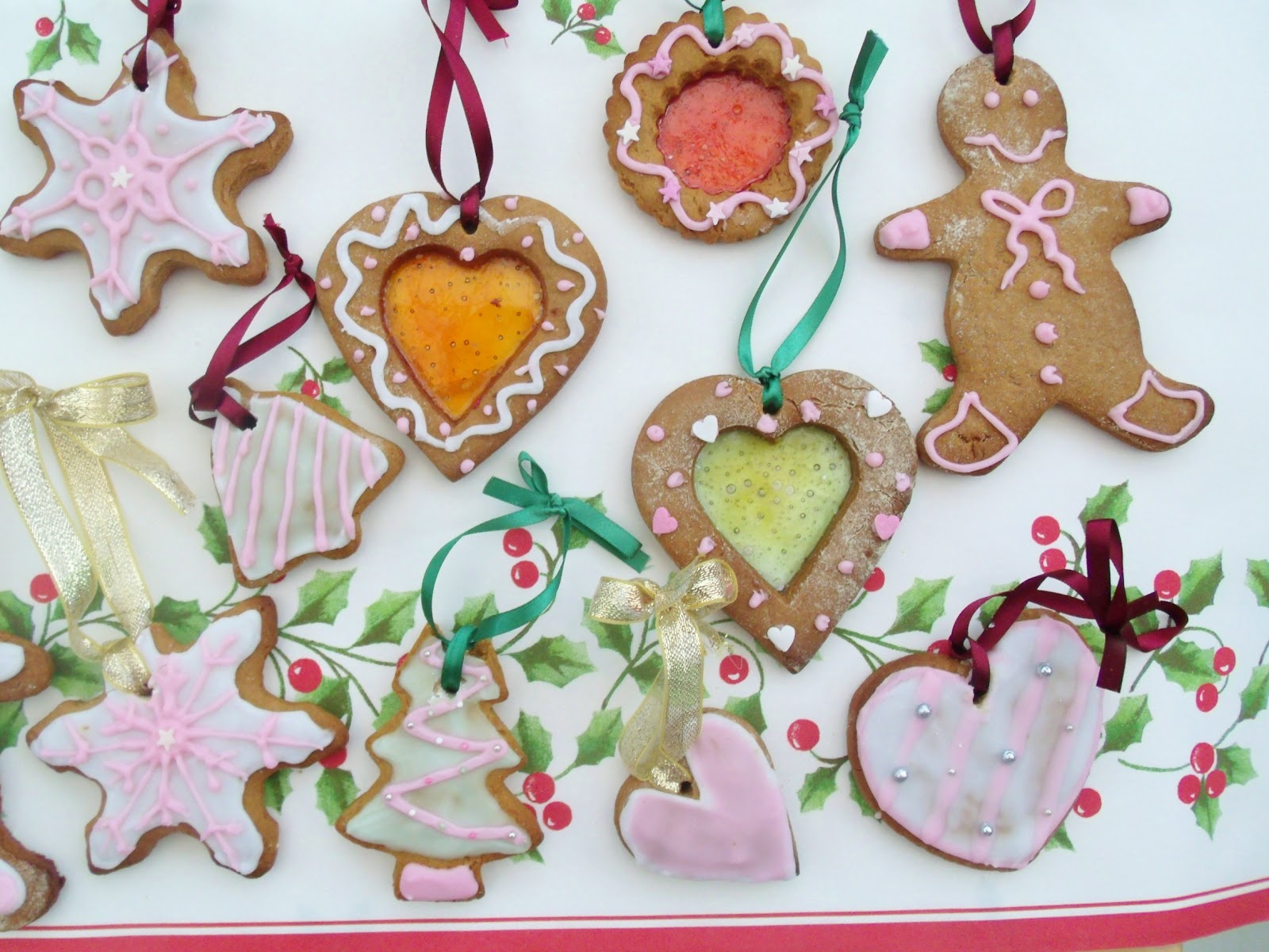 Christmas Gingerbread Tree Decoration Biscuits ♥ - Victoria's Vintage ...