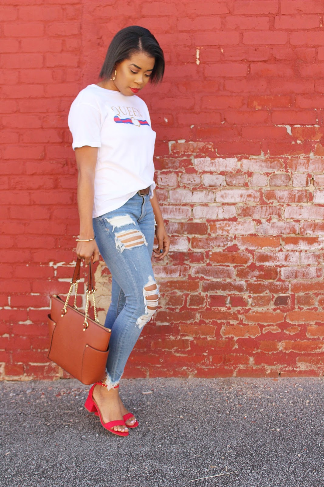 Queen | The Savvy Singer