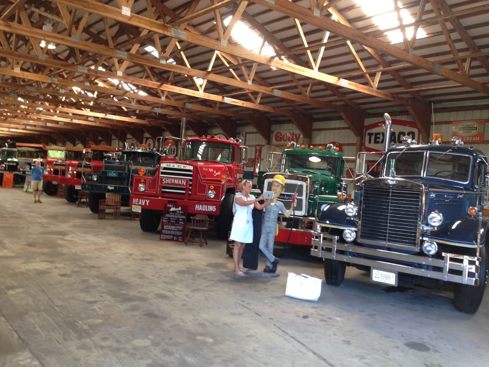 Scale Model Soup: A visit to the Mahan truck collection