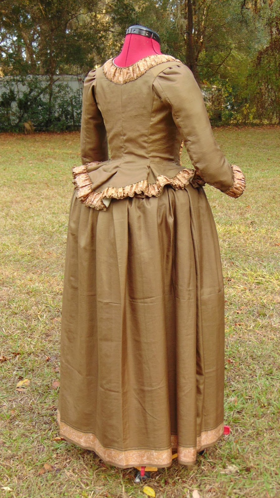 The Antique Sewist: 1760s Casaquin -or- How to make an 18th century ...