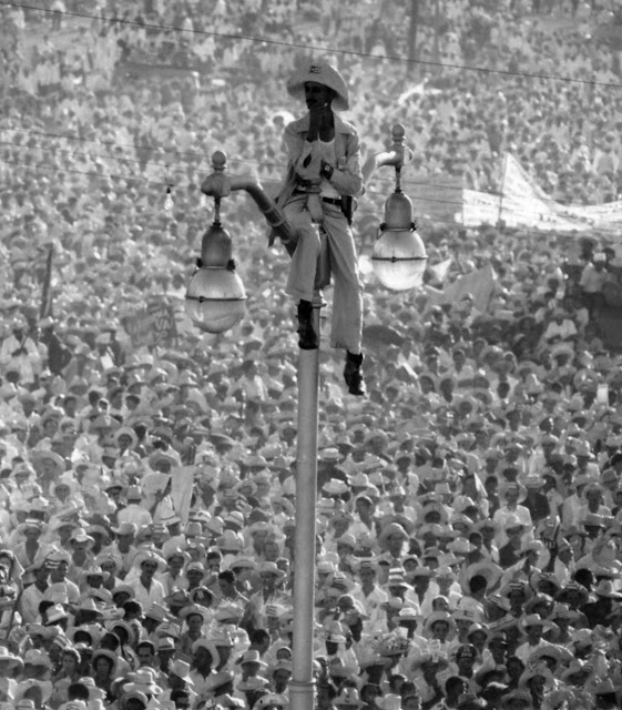 Blog que virou manchete - Panis Cum Ovum: Le Monde: Fidel segundo ...