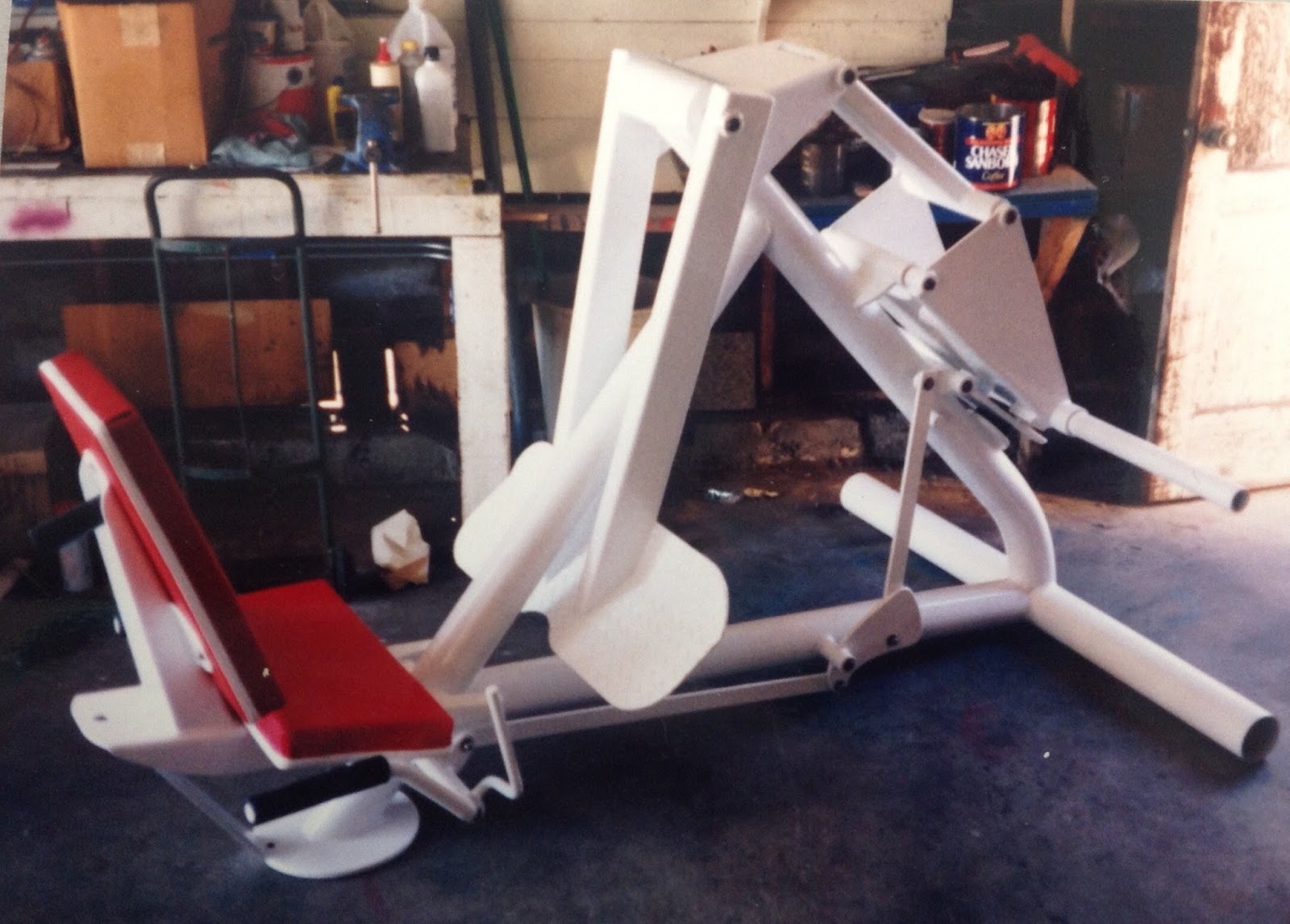 LAMB Bodybuilding Machines