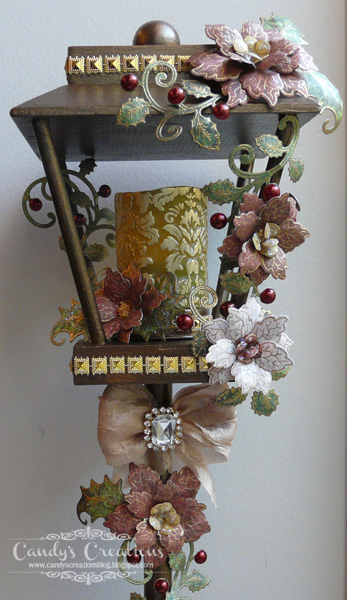 Candy's Creations: Sparkling Poinsettia Decorated Lamp Post