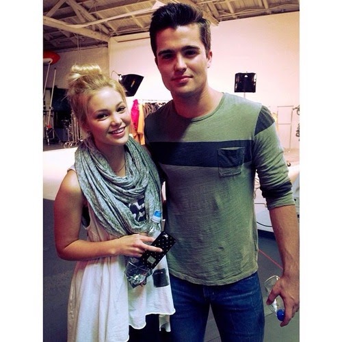 Kickin' it - I Didn't Do It -- INFORMACJE: Olivia Holt i Gracie Benward.