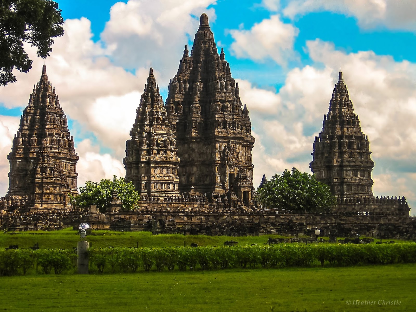 Prambanan Temple, the beautiful temple in Indonesia - Amazing Indonesia
