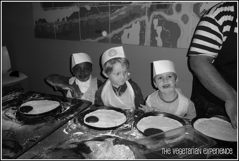 The Vegetarian Experience: Kids Pizza Making Party At Pizza Express