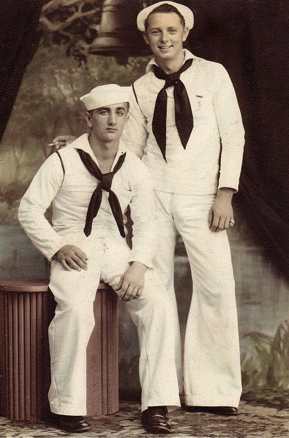 Uniformes et Stereotypes: Pourquoi le marin?