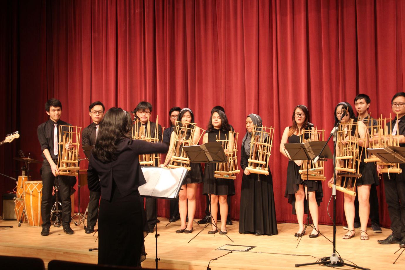 Angklung, Budaya Asli Indonesia Yang Mendunia | Budaya Asli Indonesia