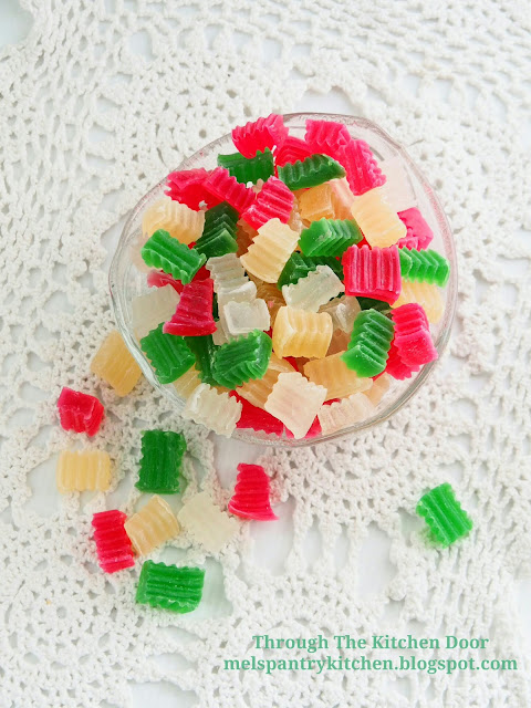 Through The Kitchen Door: 2019