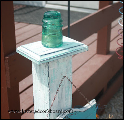 DIY Welcome Post Sign - Cluttered CorkBoard