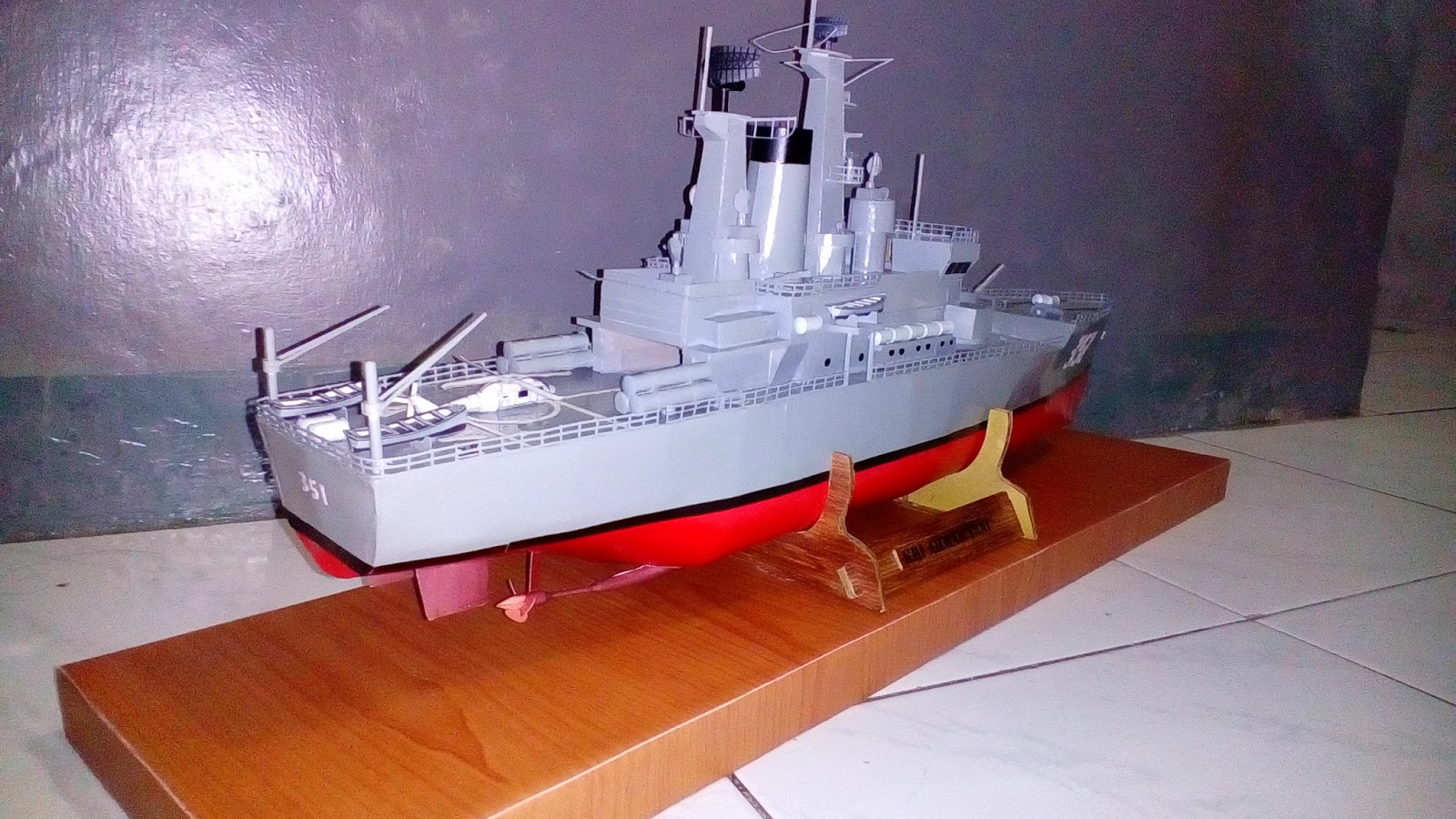 Papermodel Kapal Perang & Lain2: Paper Replika KRI Ahmad Yani (351)