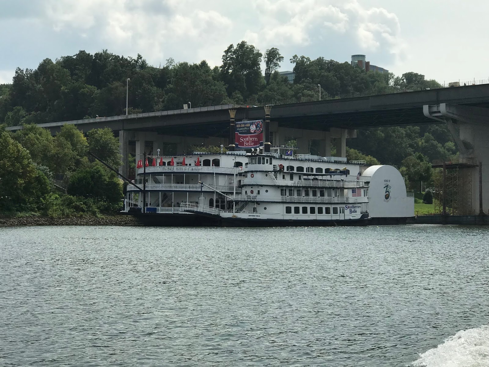Cloud Nine Boating Adventure: Chattanooga Overnight Stay