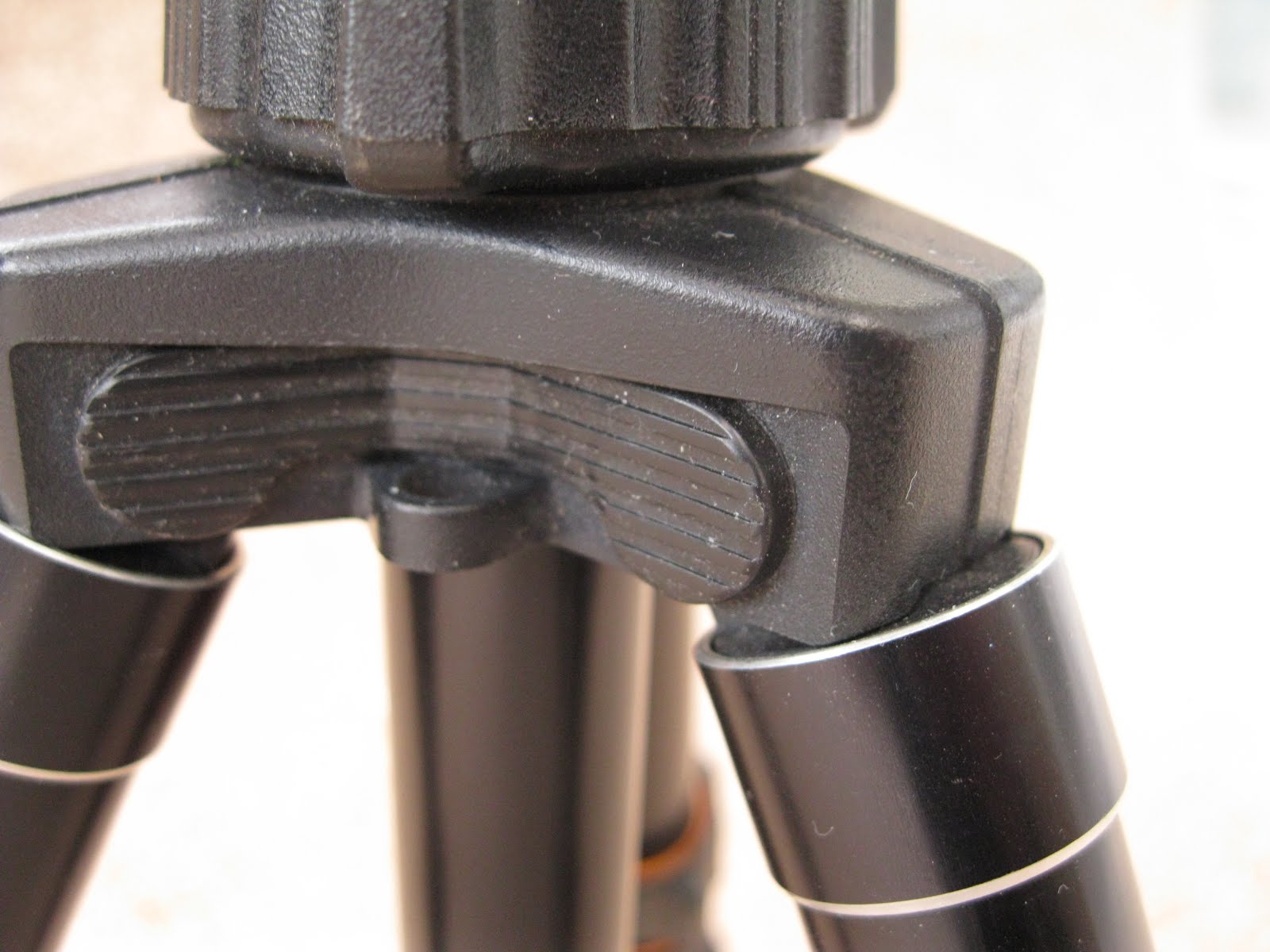 JesterBushcraft: DIY Camera Tripod Modification For Macro Photography