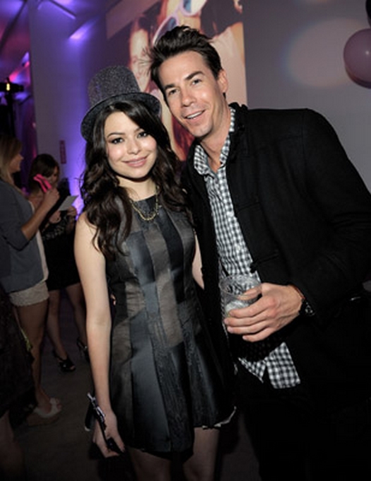 Miranda Cosgrove And Nathan Kress 2013