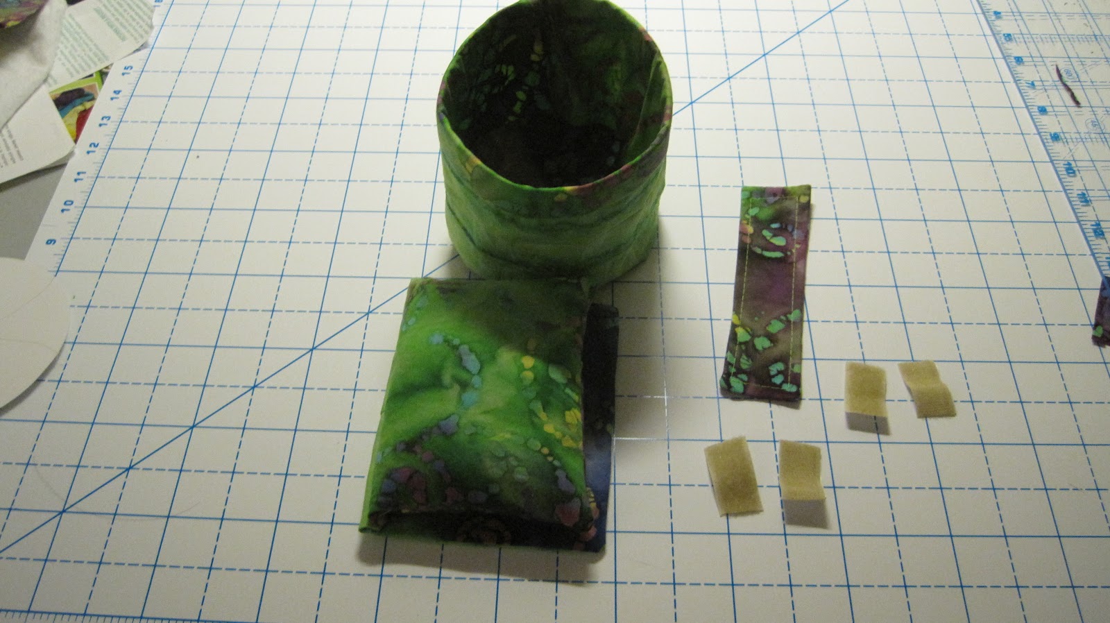 Whimsy Space: Thread Catcher Tutorial