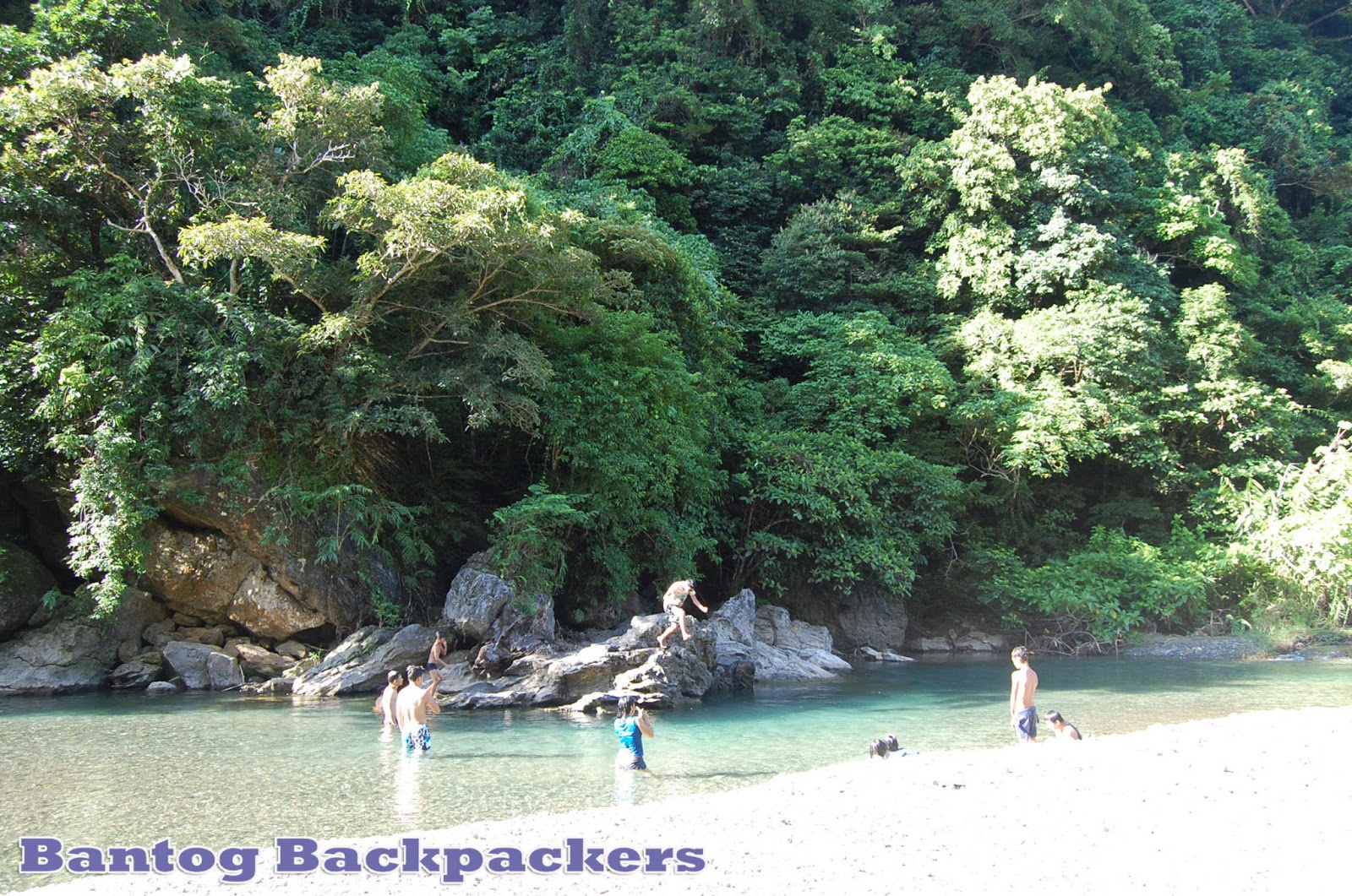 Dingalan, Aurora : Lipit Picnic Ground | Bantog Backpackers