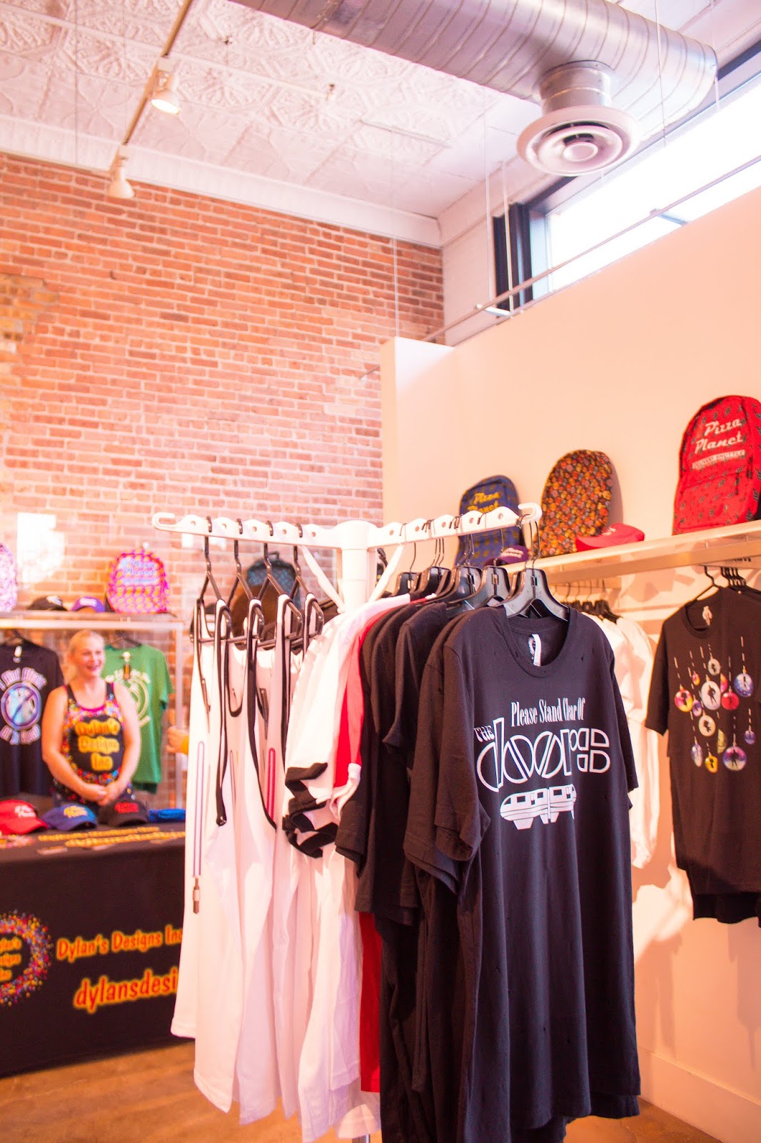 Sew Cute: Dose of Disney: Edna Mode Fashion Week Event