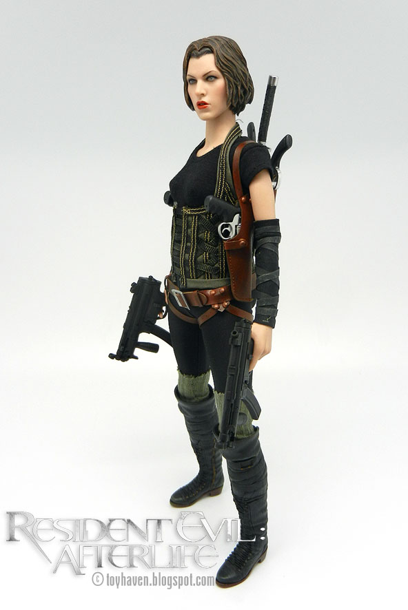 toyhaven: Review II: "Resident Evil: Afterlife" Alice 12-inch ...