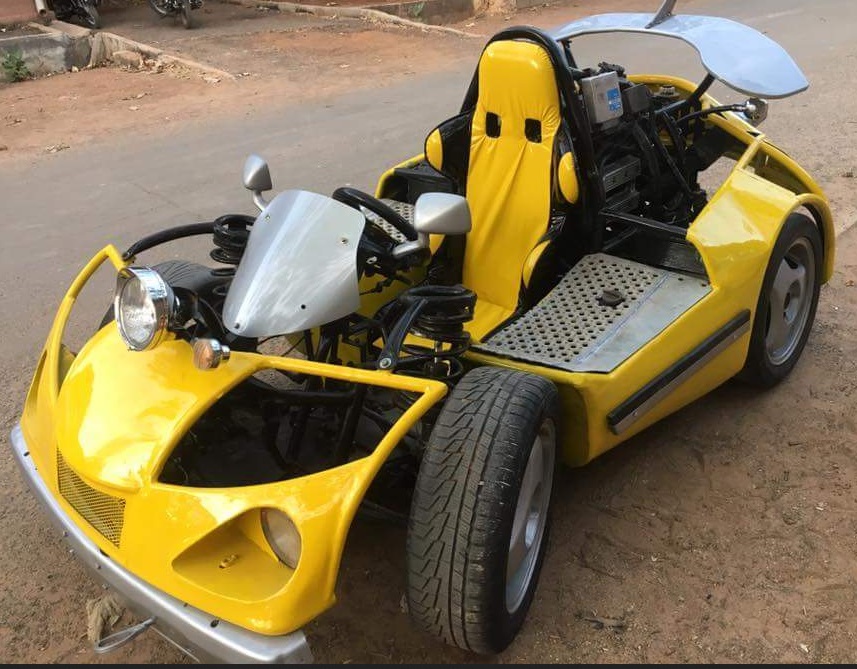 African cars.: (SENEGAL) The Syndiély