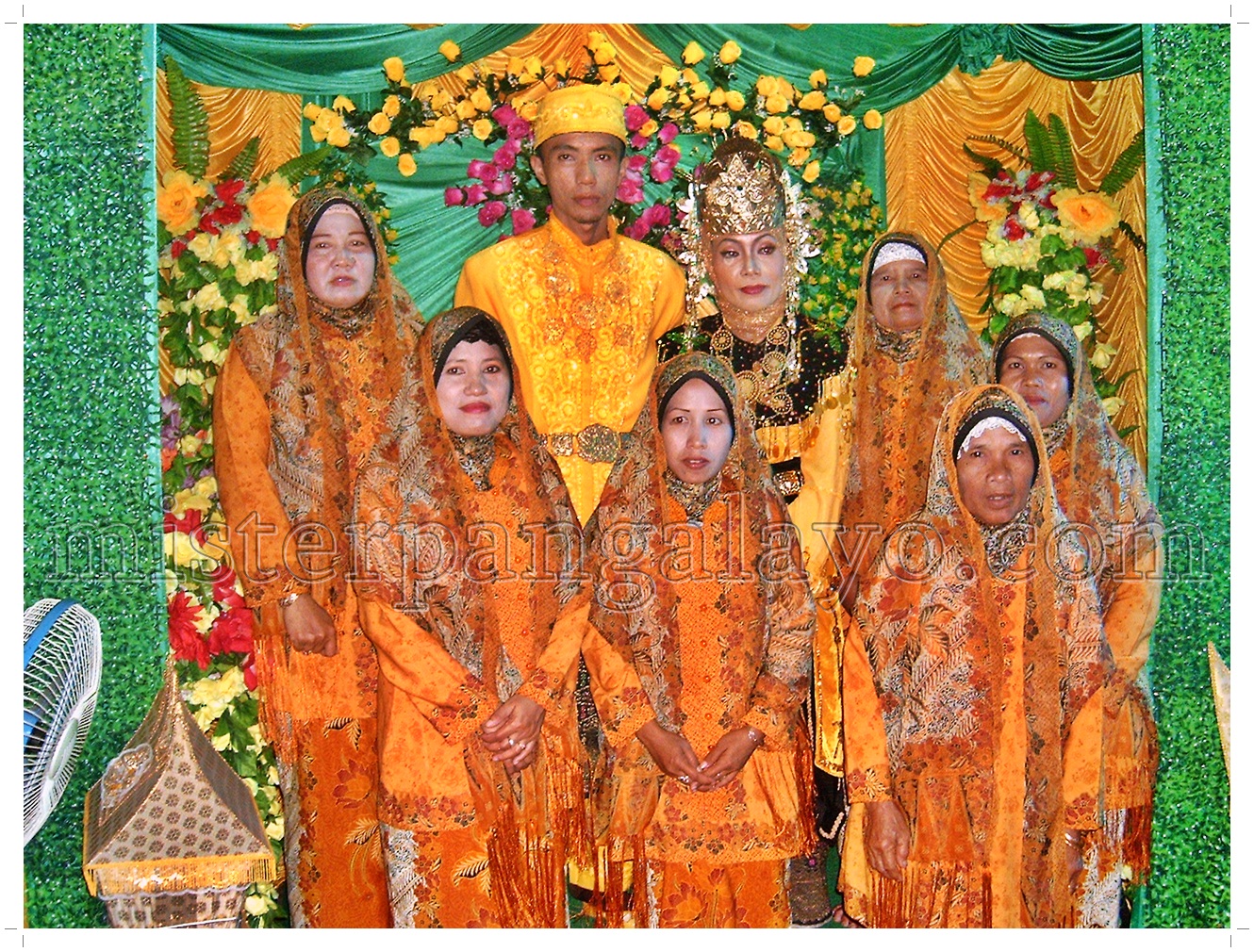 Filosofi Tradisi Budaya Makan Saprahan Pada Masyarakat Sambas ~ Sampan ...