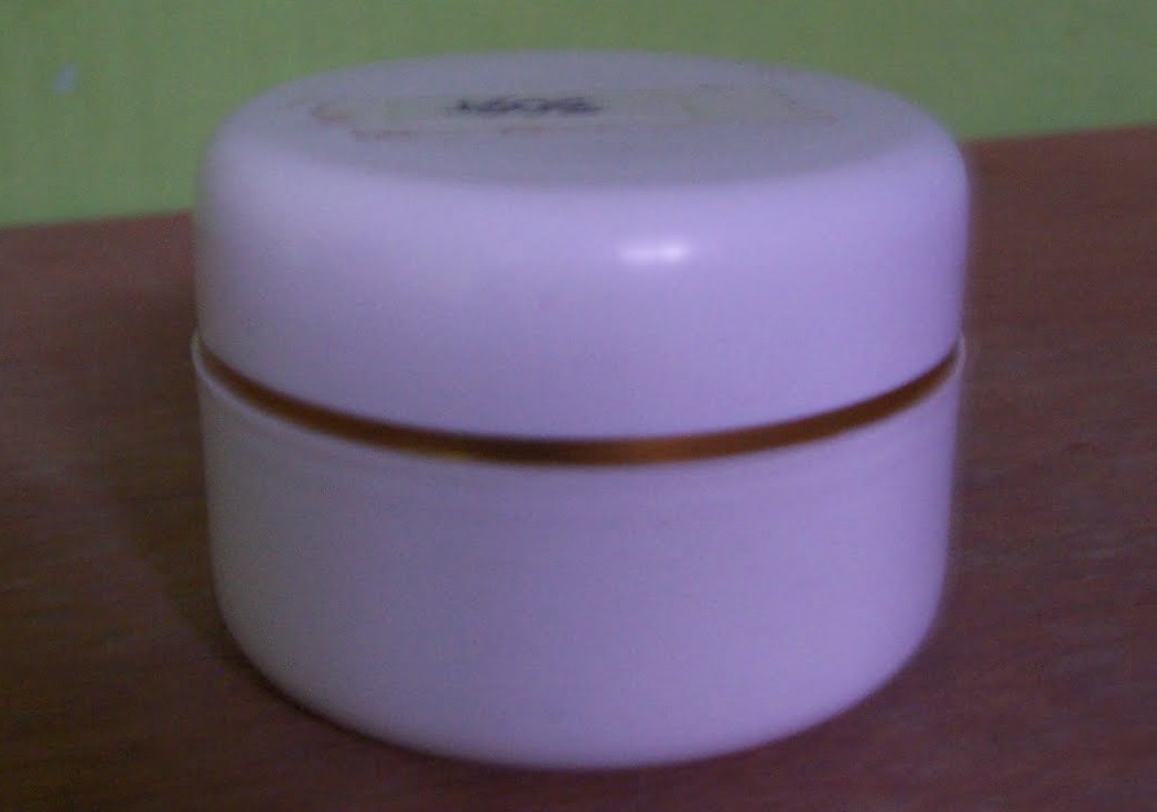 Raja Botol: POT Lulur 100 gram