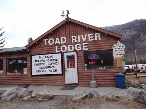 Walkabout With Wheels Blog: Toad River Lodge at Alaska Highway Milepost ...