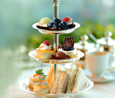 Festina Lente: High tea