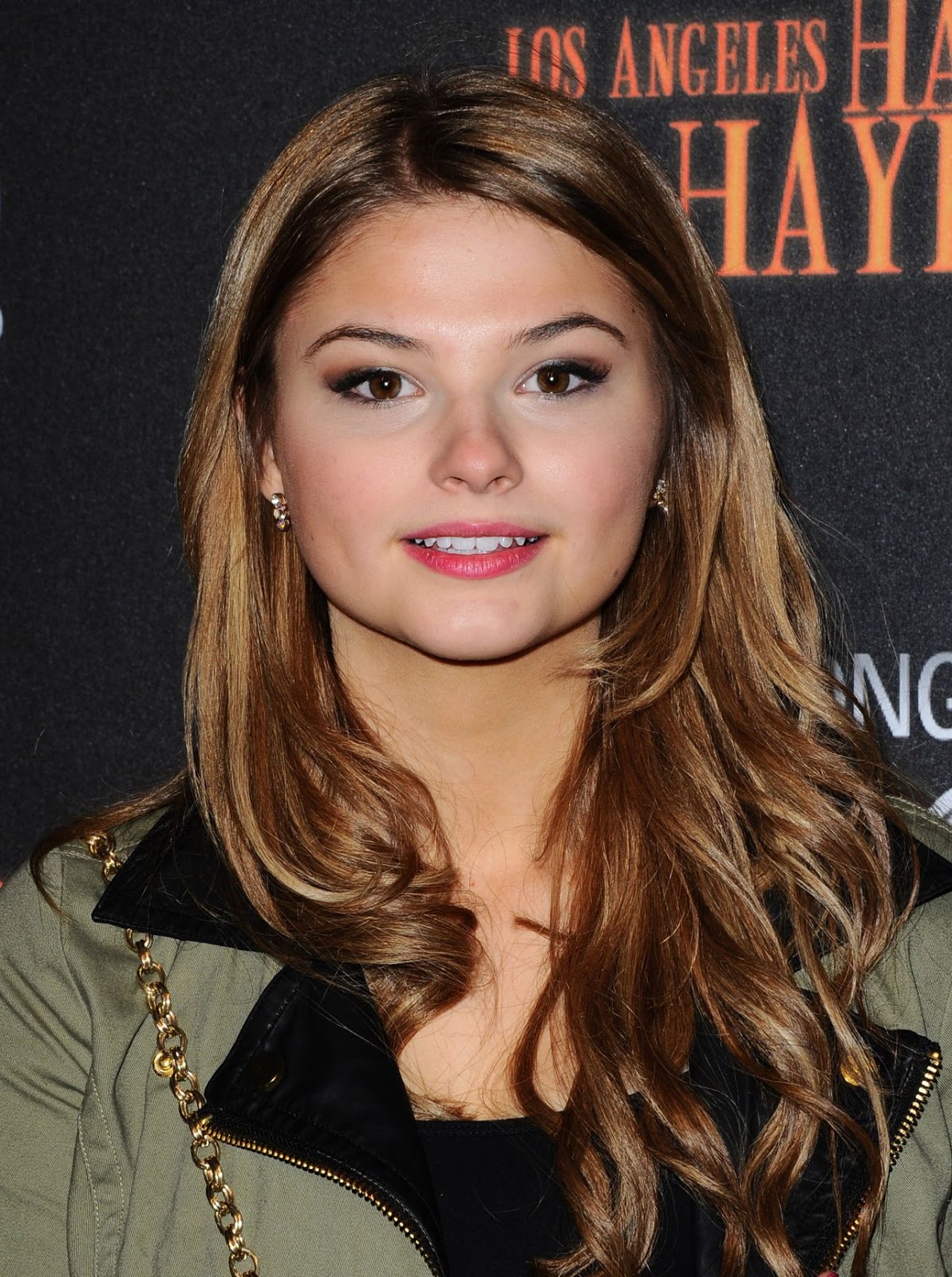 Starlet Arcade: Stefanie Scott